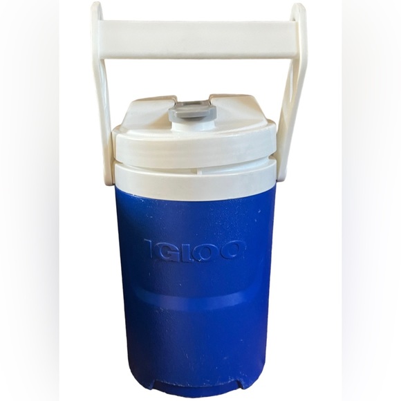 Igloo | Dining | Igloo Brand Beverage Cooler 2 Quart White Blue Gray ...